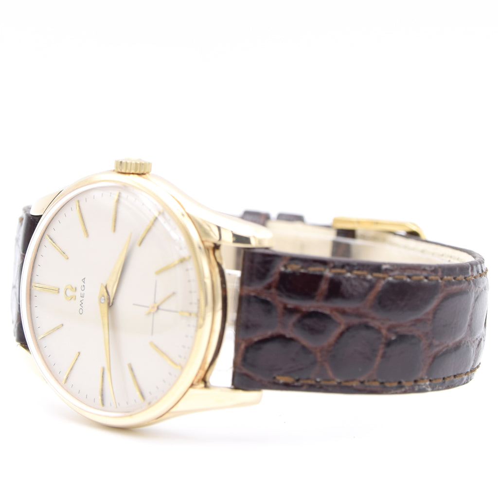 1962 Omega Classic Manual Wind Dress Watch in Solid 9ct Gold Case - Fu ...
