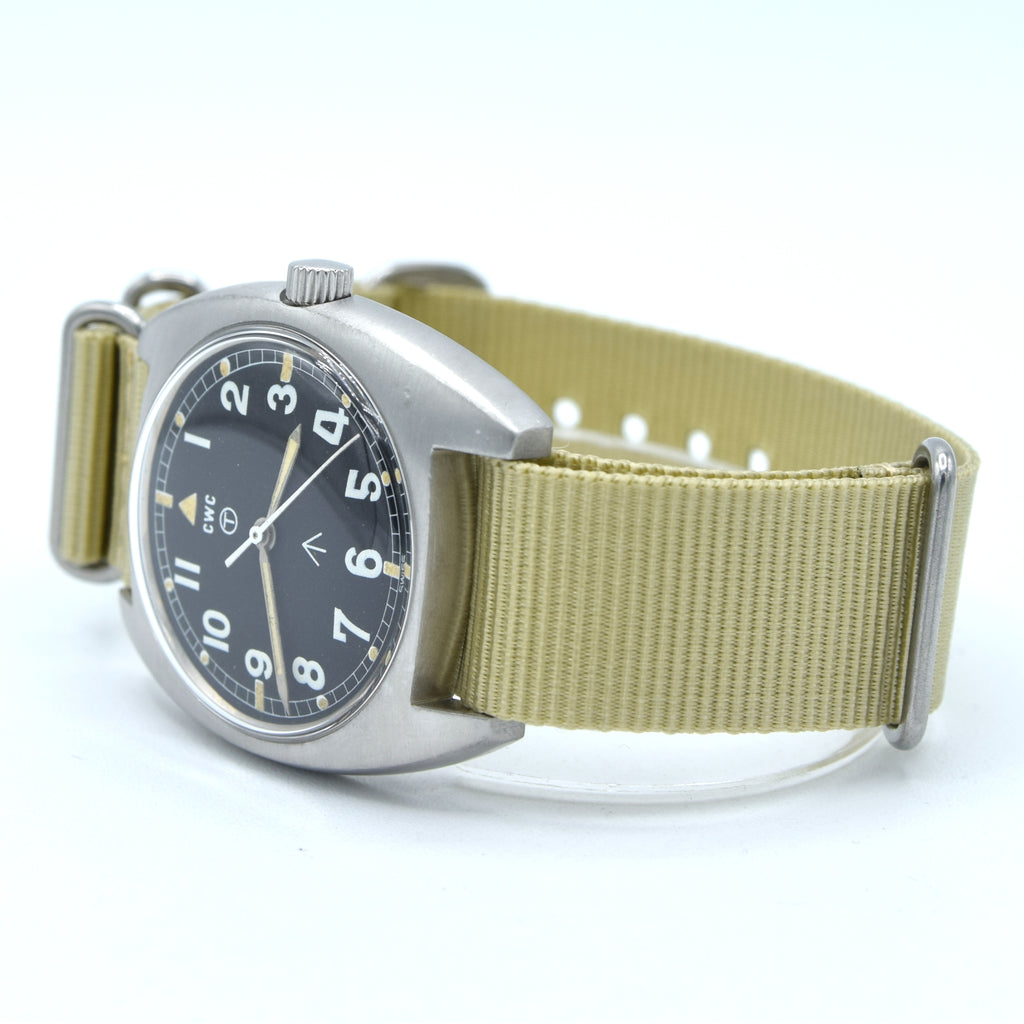 1977 CWC W10-6645-99 British Military Issue Mechanical Army watch - 2n ...