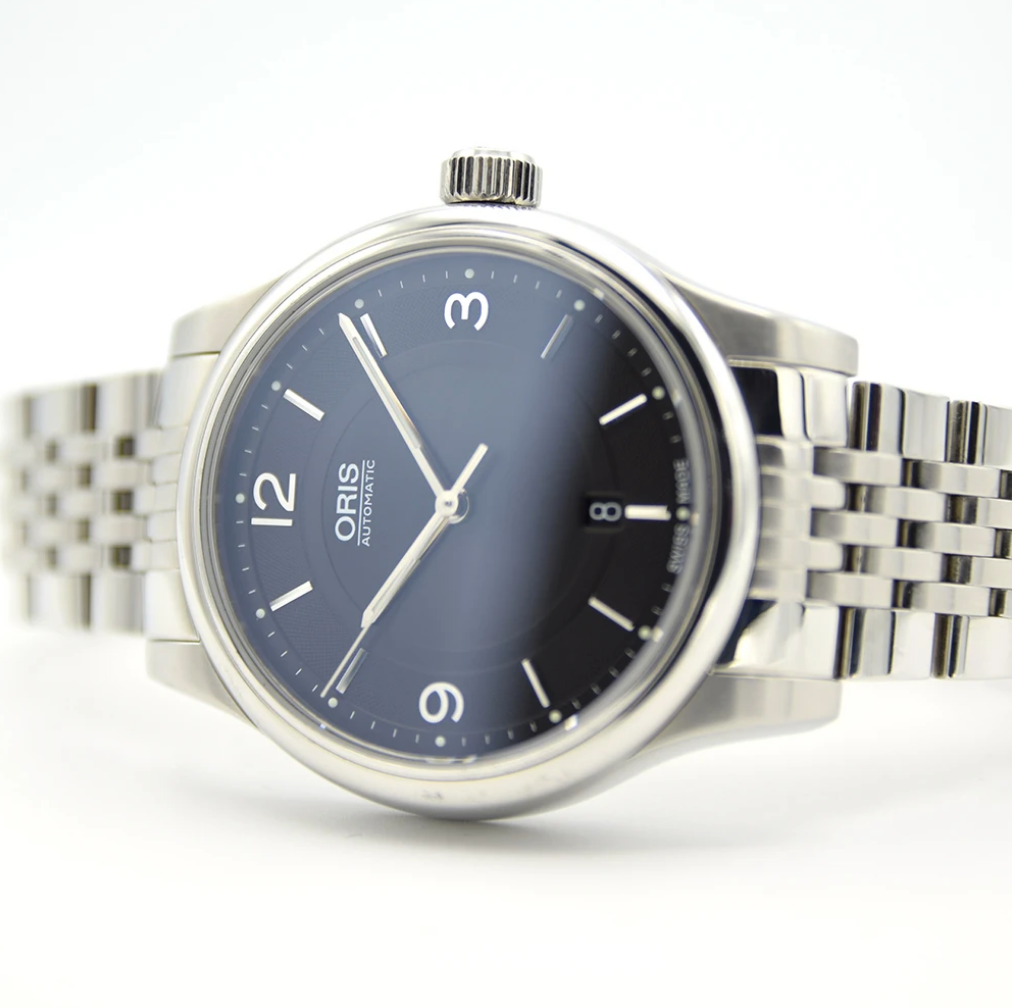 Oris Classic Date 7594 with Black Dial in Stainless Steel on Bracelet ...